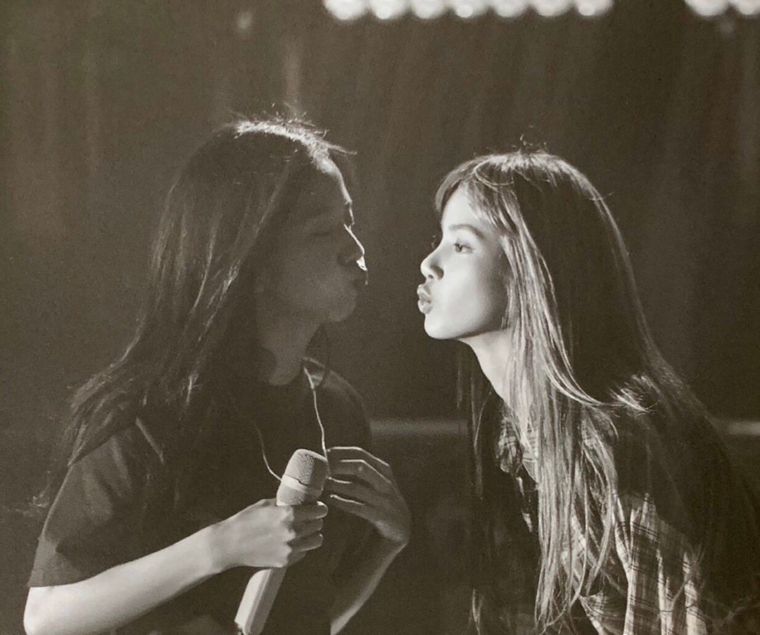 jisoo和lisa壁纸-千图网