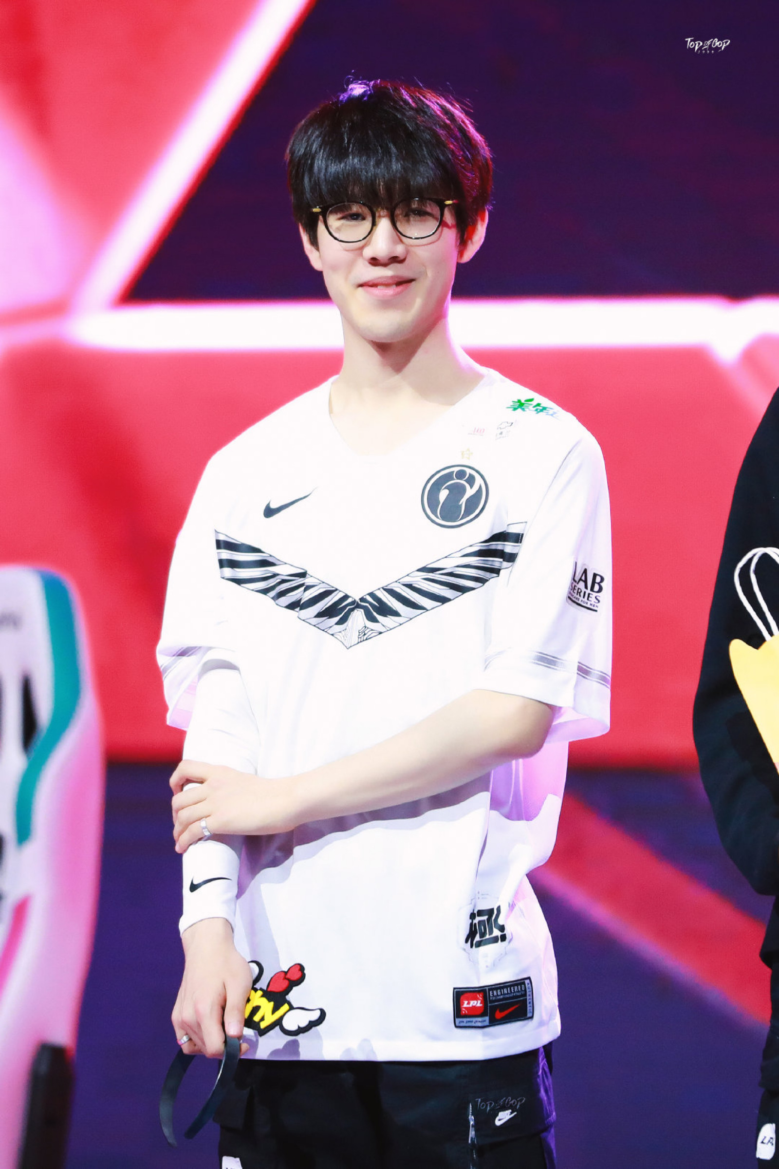 theshy图片帅照-千图网