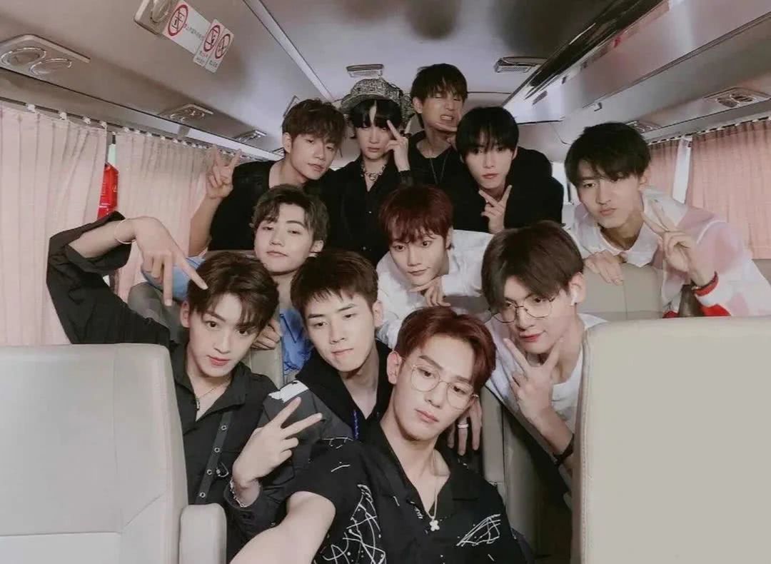 r1se桌面壁纸-千图网