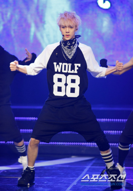 2013 EXO wolf 88打歌服 exo同款七分袖T恤 … - 高清图片，堆糖，美图壁纸兴趣社区