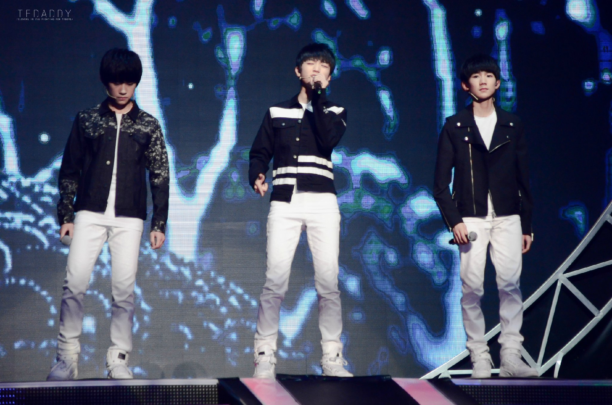 TFBOYS 2015音乐V榜年度盛典 - 堆糖，美图壁纸兴趣社区