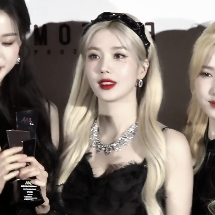 权姐yyds - 高清图片，堆糖，美图壁纸兴趣社区