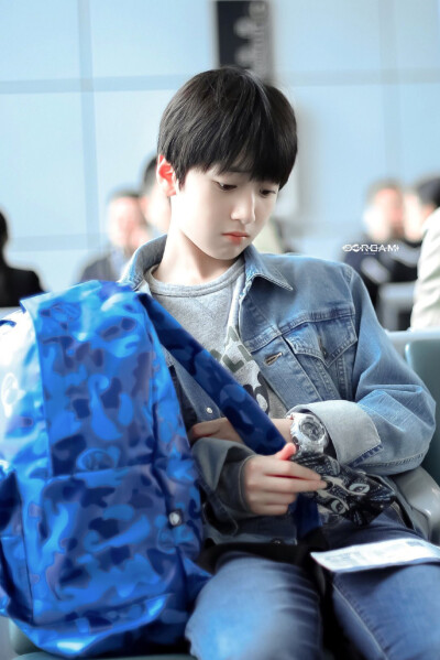 严浩翔小时候 - 堆糖，美图壁纸兴趣社区