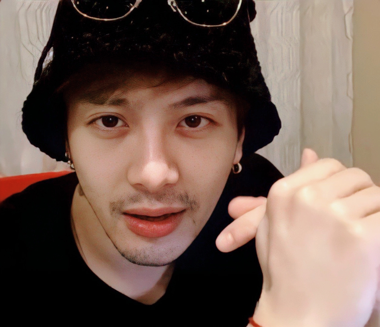 胡渣王嘉尔yyds - 高清图片，堆糖，美图壁纸兴趣社区