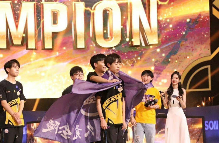 hero3.0 - 堆糖，美图壁纸兴趣社区