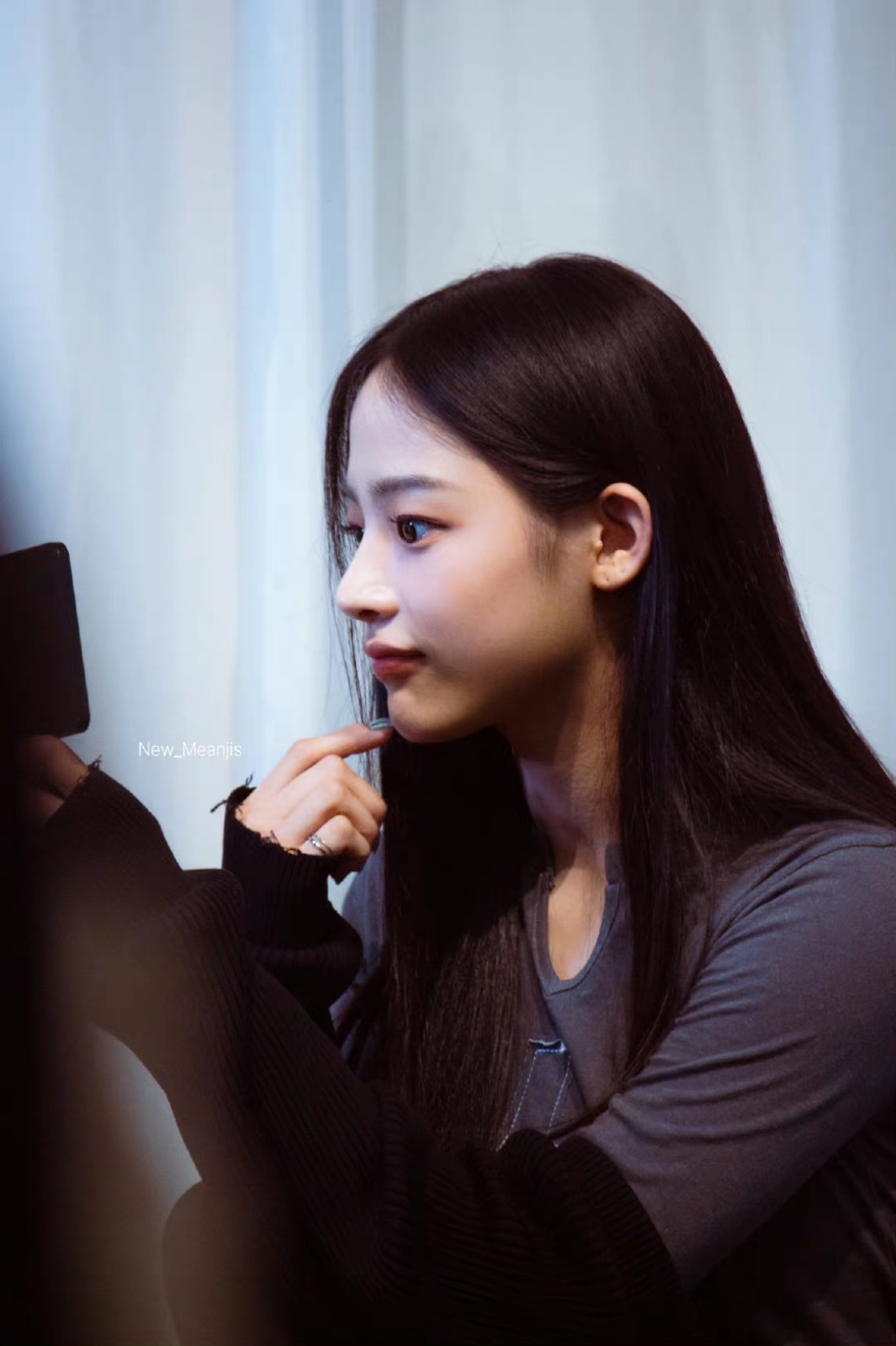 minji ©logo 侵权删. - 高清图片，堆糖，美图壁纸兴趣社区