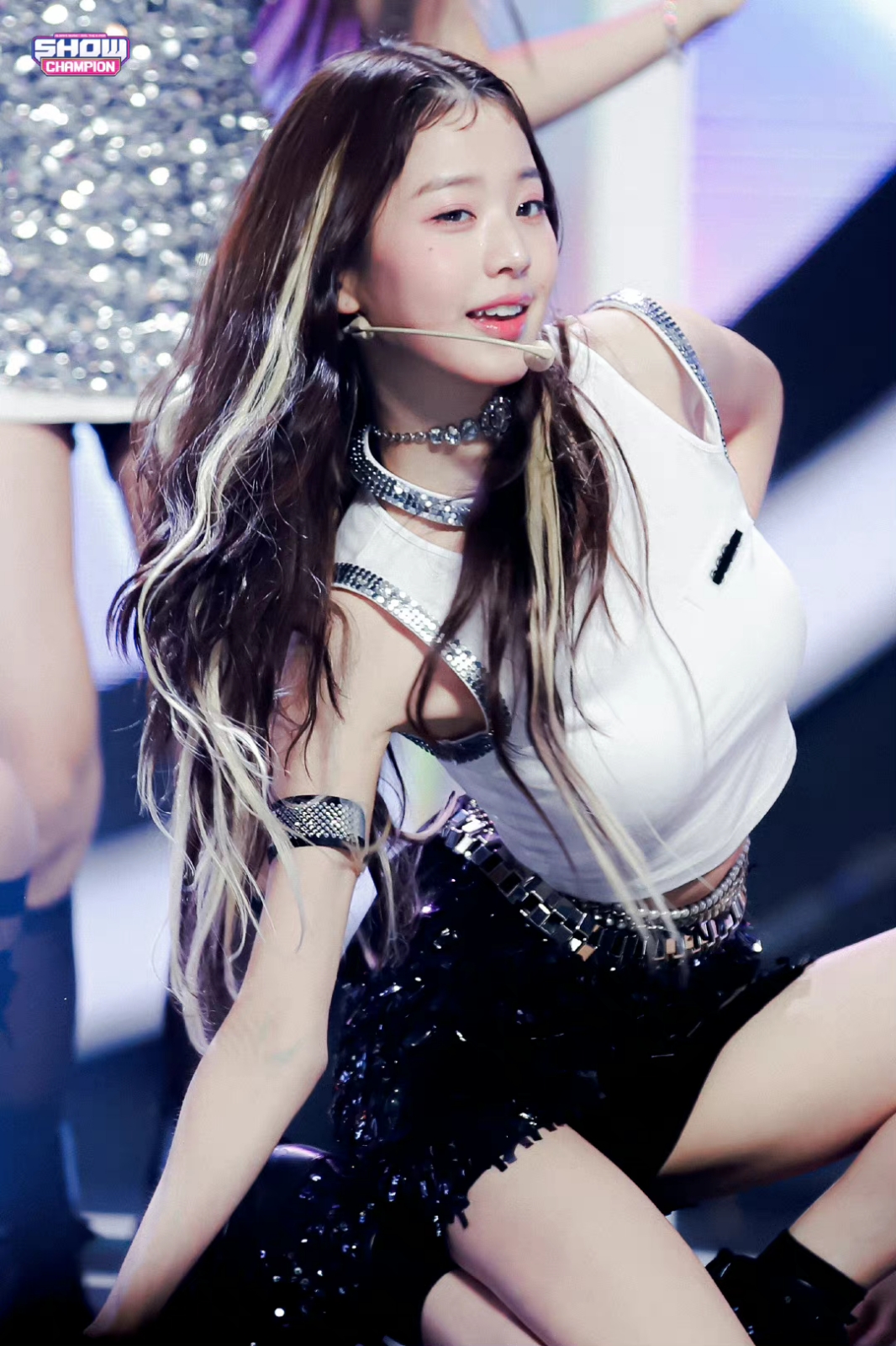 张元英wonyoung ©logo 侵权删. - 堆糖，美图壁纸兴趣社区