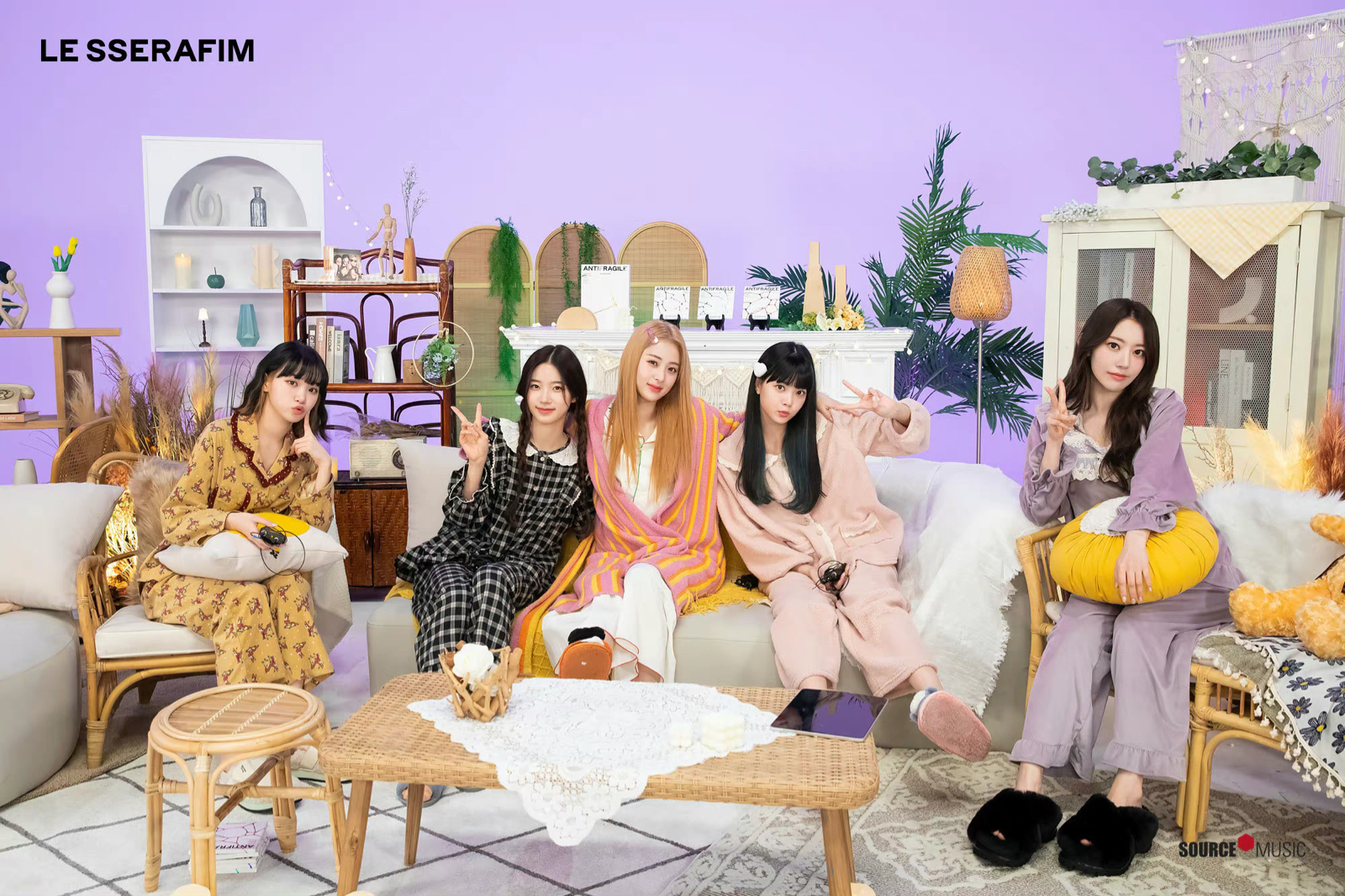 lesserafim - 堆糖，美图壁纸兴趣社区