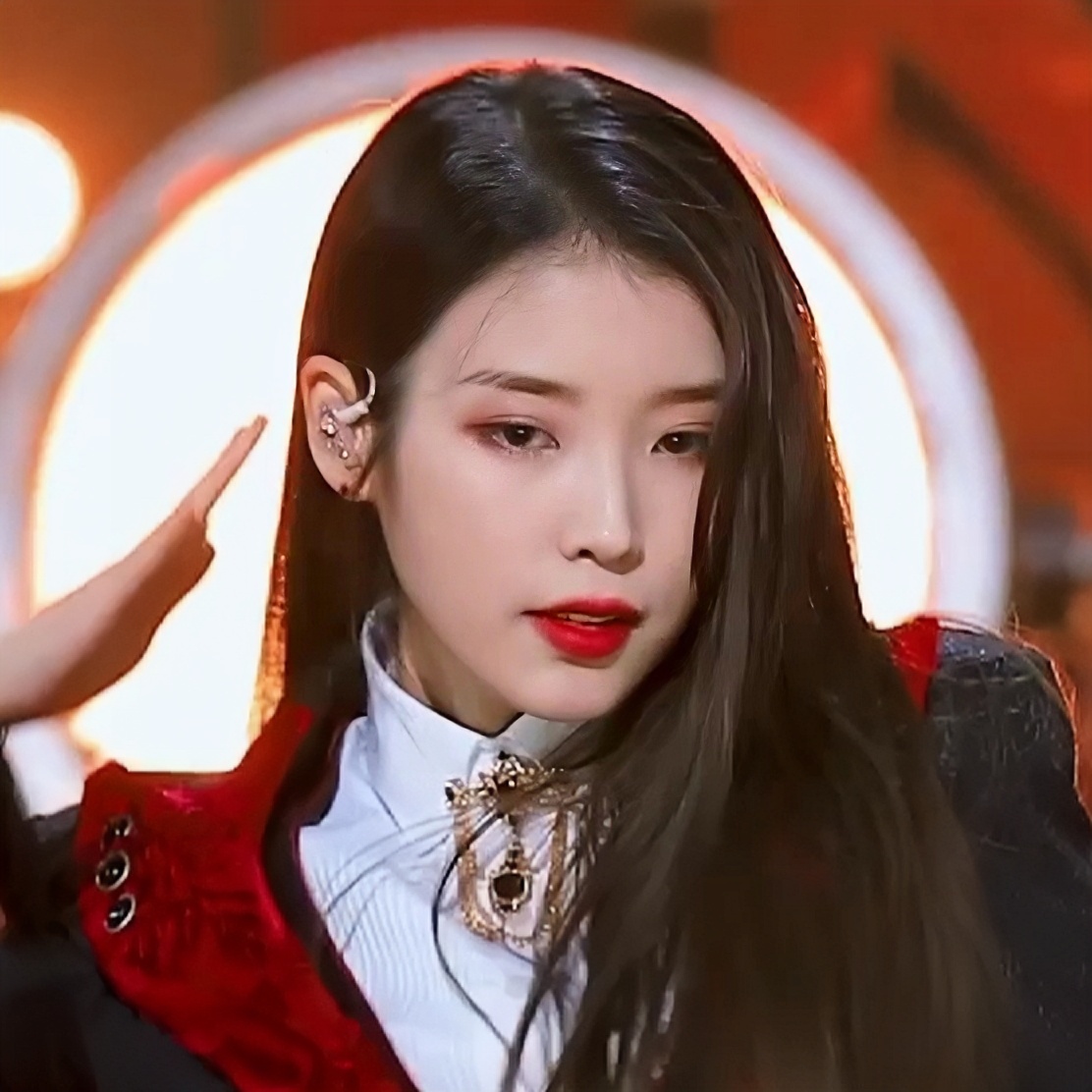 IU可二改×22p 看简介 - 高清图片，堆糖，美图壁纸兴趣社区