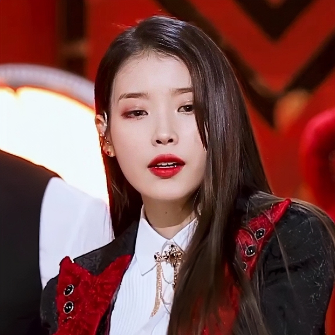 IU可二改×22p 看简介 - 高清图片，堆糖，美图壁纸兴趣社区