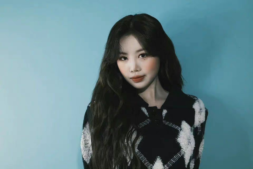 徐穗珍 Soojin /图源见logo 侵删 - 高清图片，堆糖，美图壁纸兴趣社区