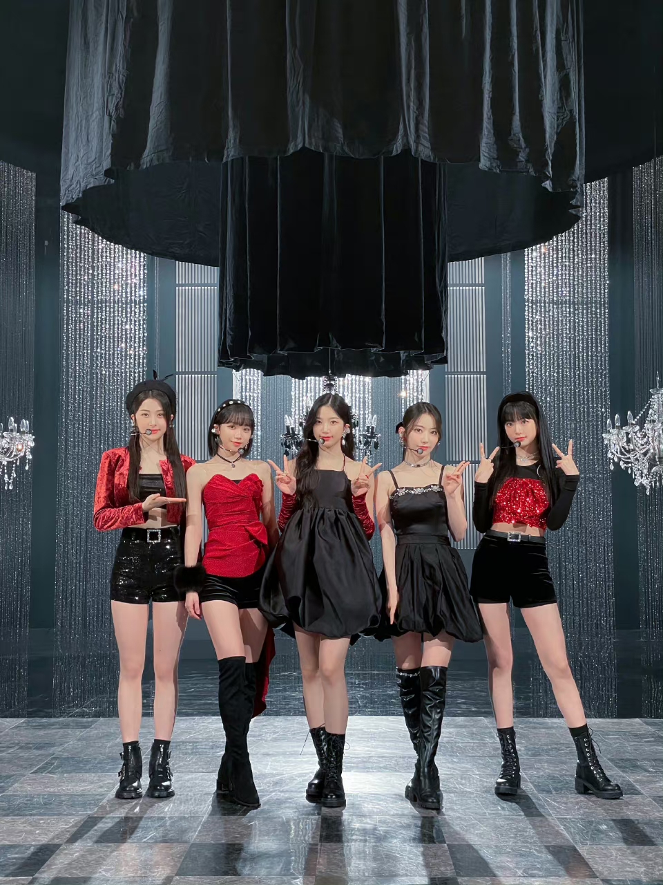 LESSERAFIM - 高清图片，堆糖，美图壁纸兴趣社区