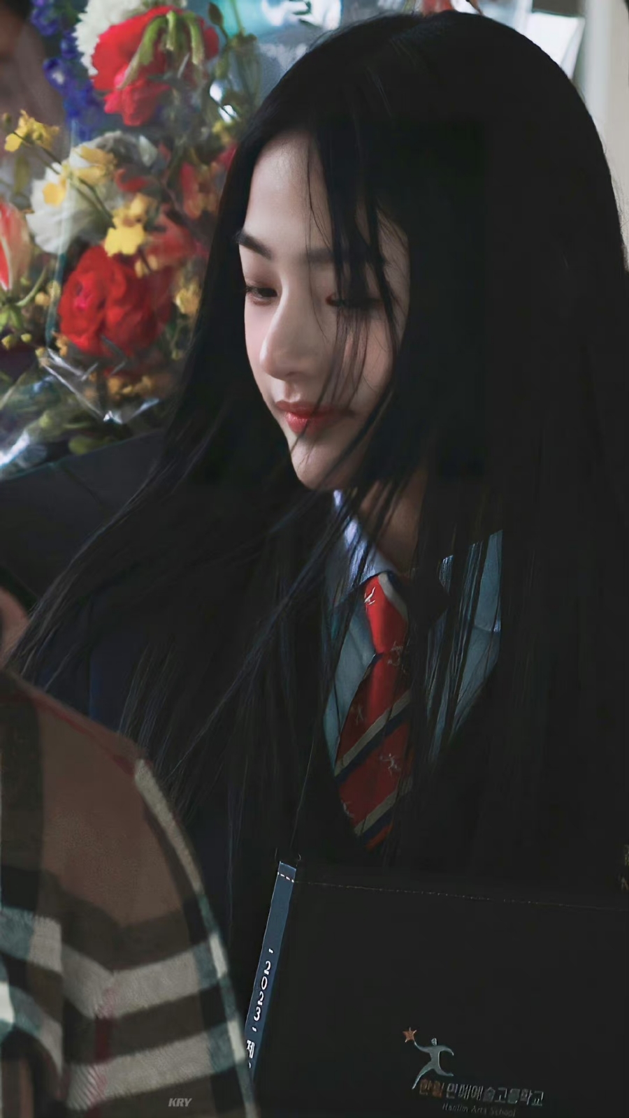 MINJI ©Logo侵删. - 高清图片，堆糖，美图壁纸兴趣社区