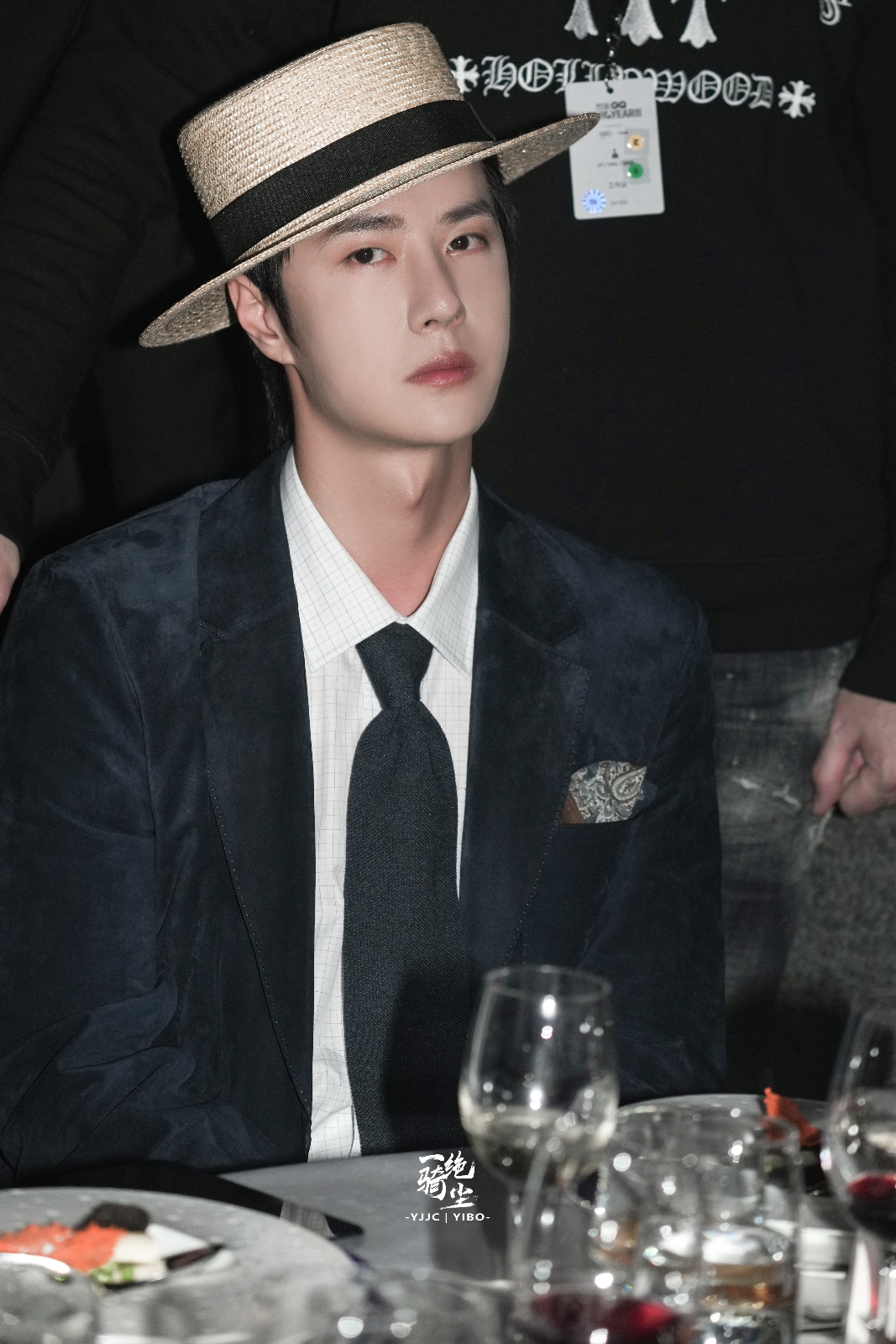 231207 智族GQMOTY年度人物盛典 是月亮在… - 高清图片，堆糖，美图壁纸兴趣社区