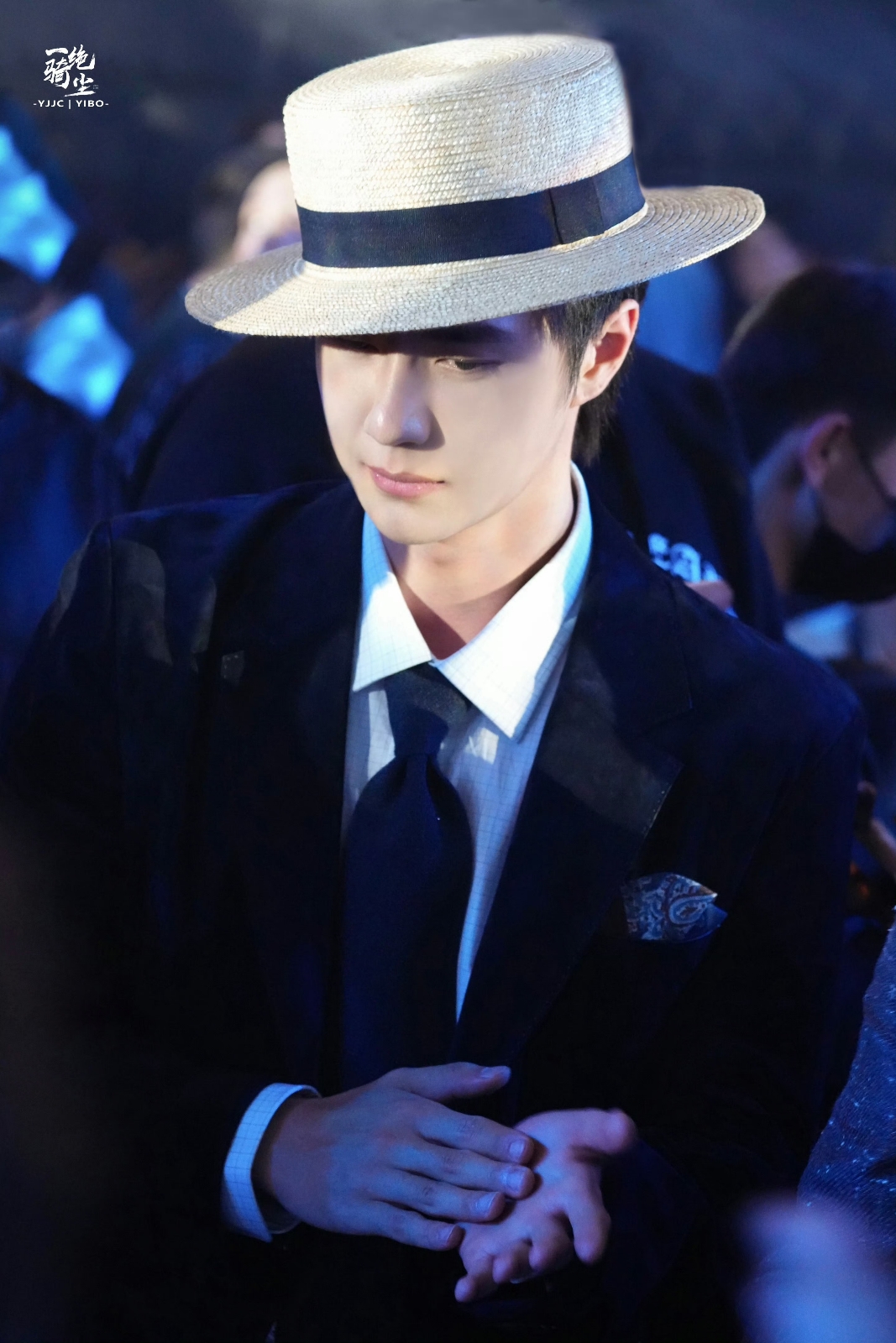 231207 智族GQMOTY年度人物盛典 与你听风… - 高清图片，堆糖，美图壁纸兴趣社区