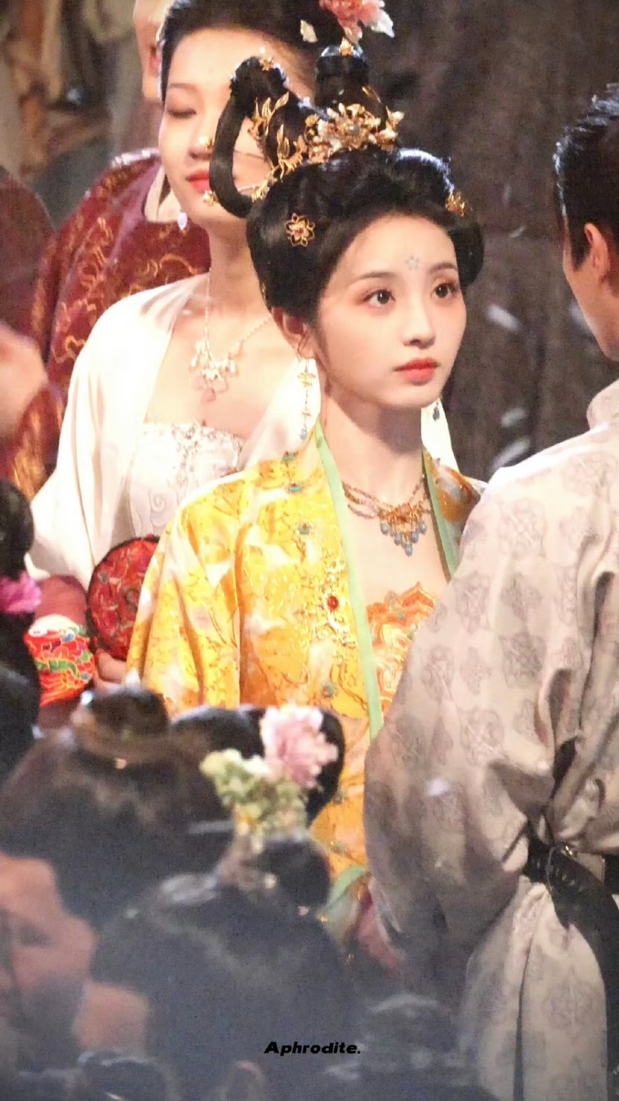 子夜归 田曦薇 Cr神都宠爱的小孩 高清图片，堆糖，美图壁纸兴趣社区