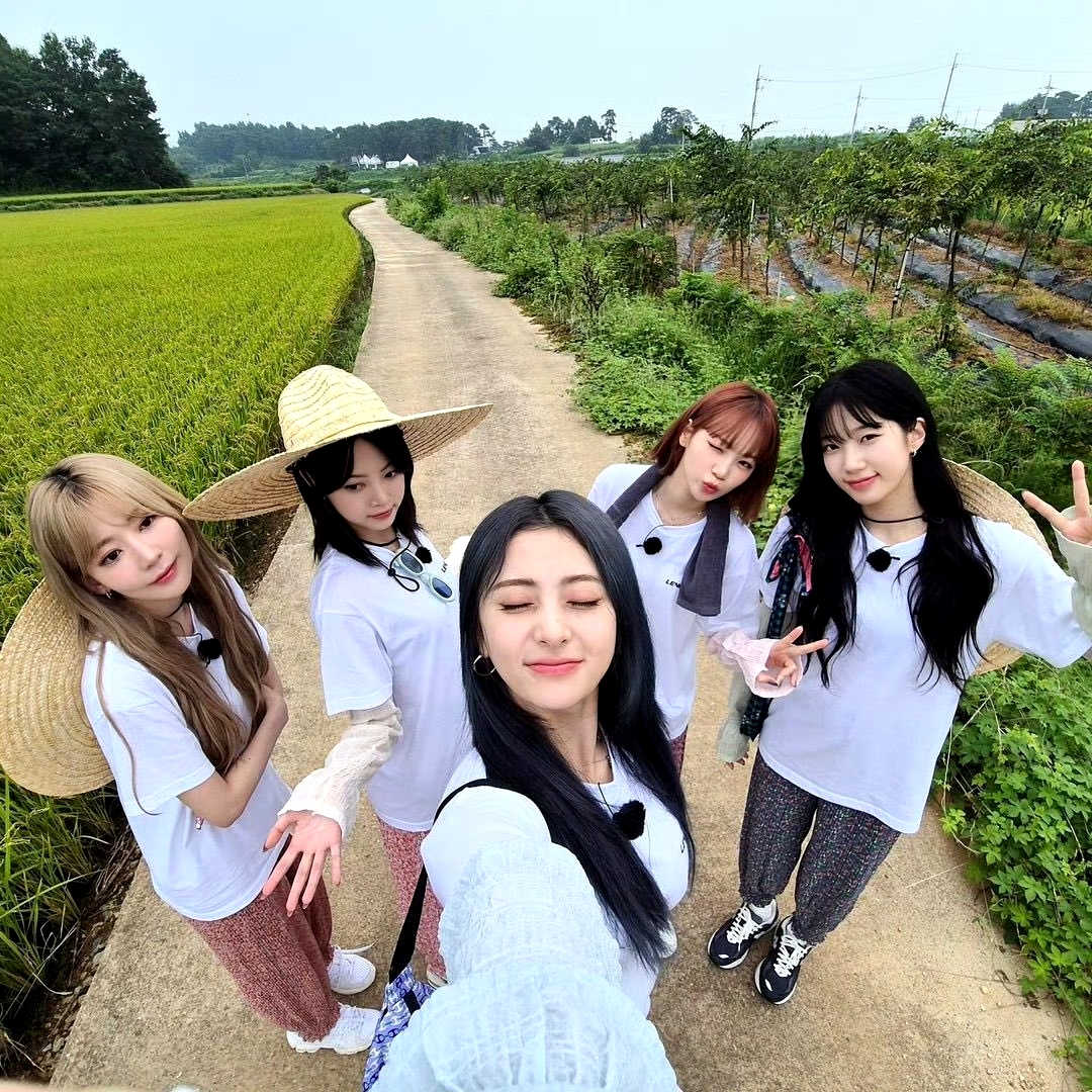 LESSERAFIM - 高清图片，堆糖，美图壁纸兴趣社区