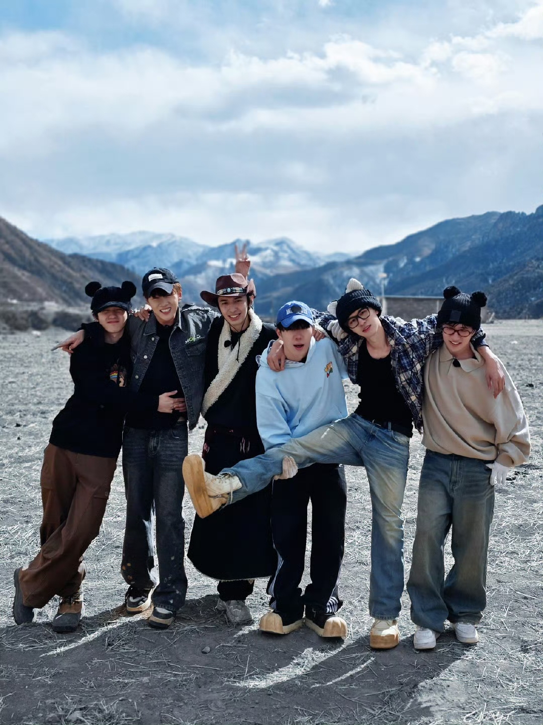 二哥 利好 66 77 小何 多多 - 高清图片，堆糖，美图壁纸兴趣社区