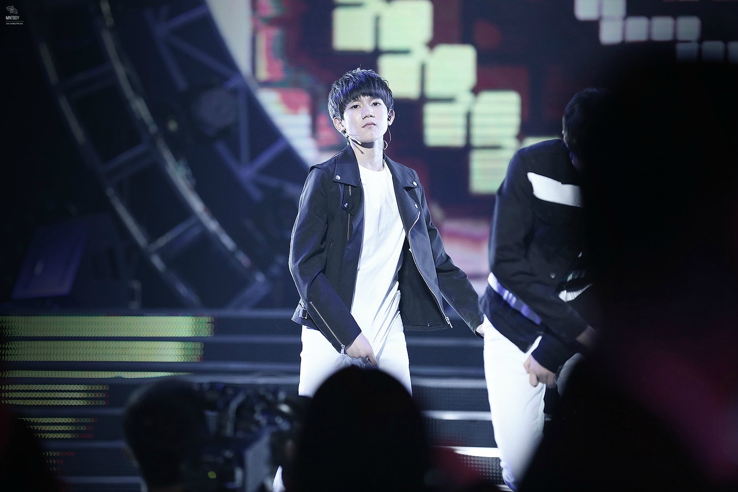 150411 音悦V榜 高清6pics @TFBOYS-王源 … - 高清图片，堆糖，美图壁纸兴趣社区