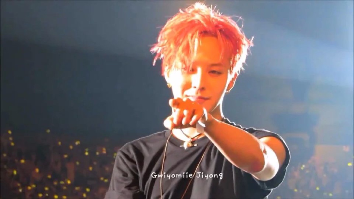 权志龙 gd 红发 2015演唱会现场 - 高清图片，堆糖，美图壁纸兴趣社区