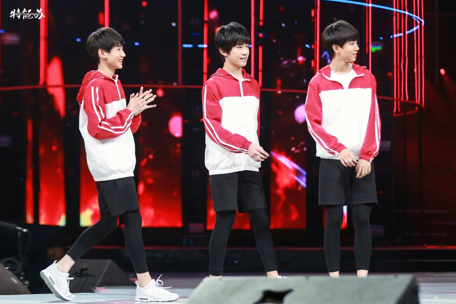 tfboys 151231 湖南卫视跨年演唱会【和你们… - 高清图片，堆糖，美图壁纸兴趣社区