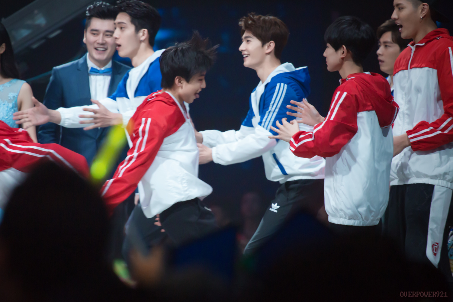 #王俊凯# #TFBOYS王俊凯# #TFBOYS#151231 … - 堆糖，美图壁纸兴趣社区