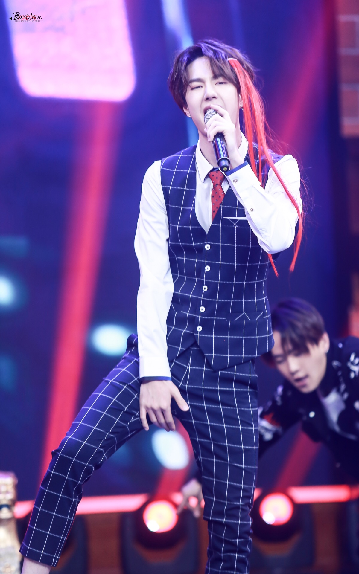 UNIQ王一博 天天向上 - 堆糖，美图壁纸兴趣社区