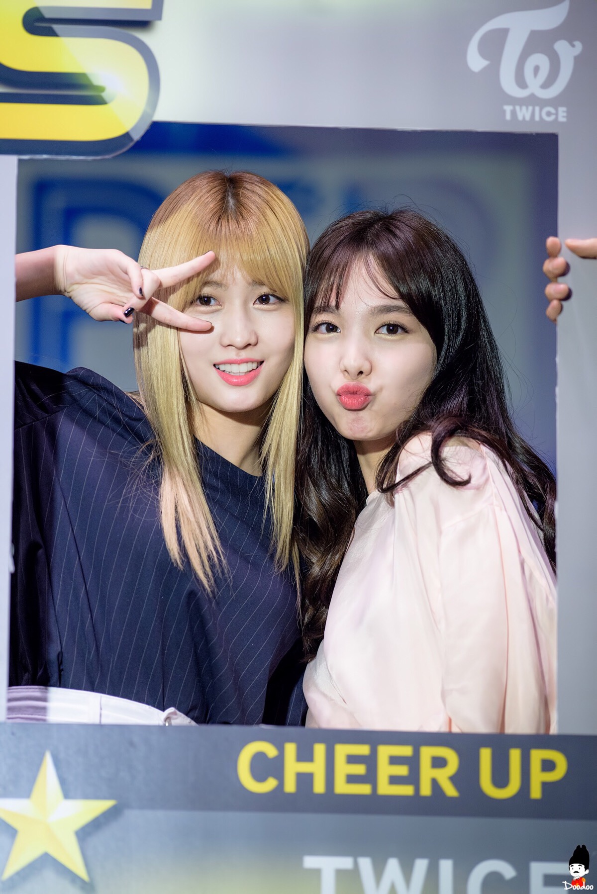 Twice 林娜琏 平井桃 momo 娜mo 自拍 合影 - 高清图片，堆糖，美图壁纸兴趣社区