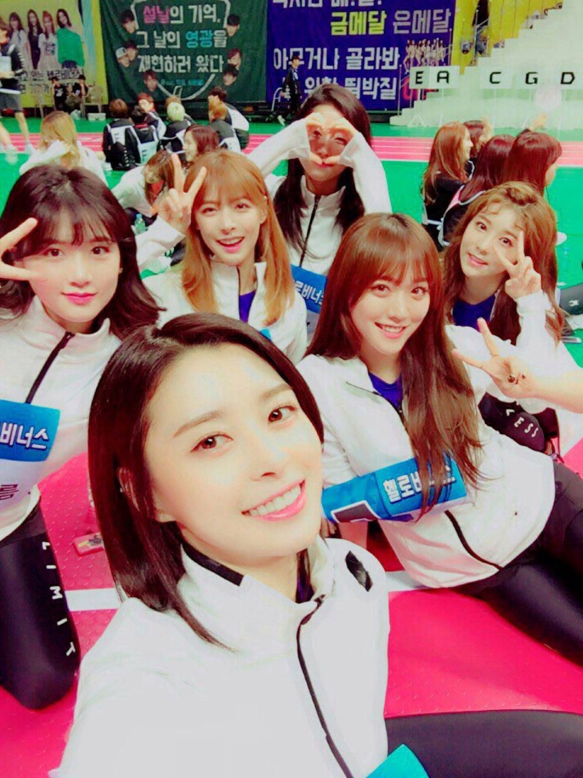 HELLOVENUS 헬로비너스 - 高清图片，堆糖，美图壁纸兴趣社区