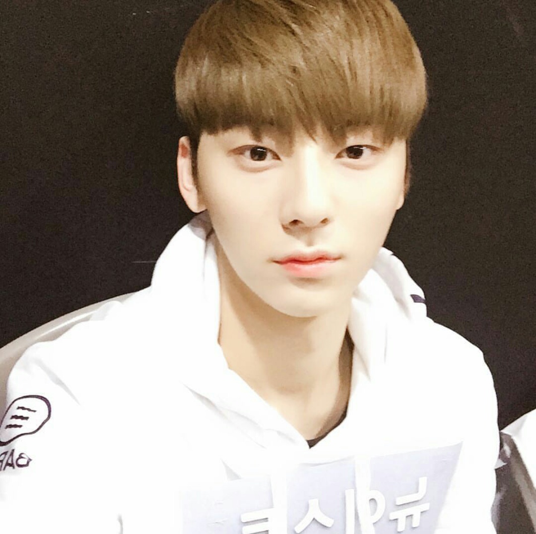 NU'EST 黄旼泫 - 高清图片，堆糖，美图壁纸兴趣社区