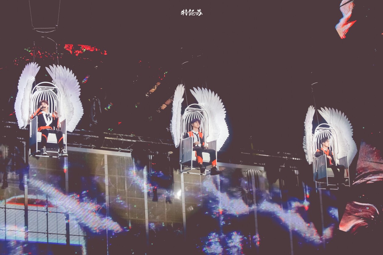 20180824TFBOYS五周年 开始想象 演唱会高清… - 高清图片，堆糖，美图壁纸兴趣社区