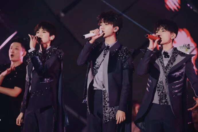 TFBOYS五周年演唱会。 - 高清图片，堆糖，美图壁纸兴趣社区