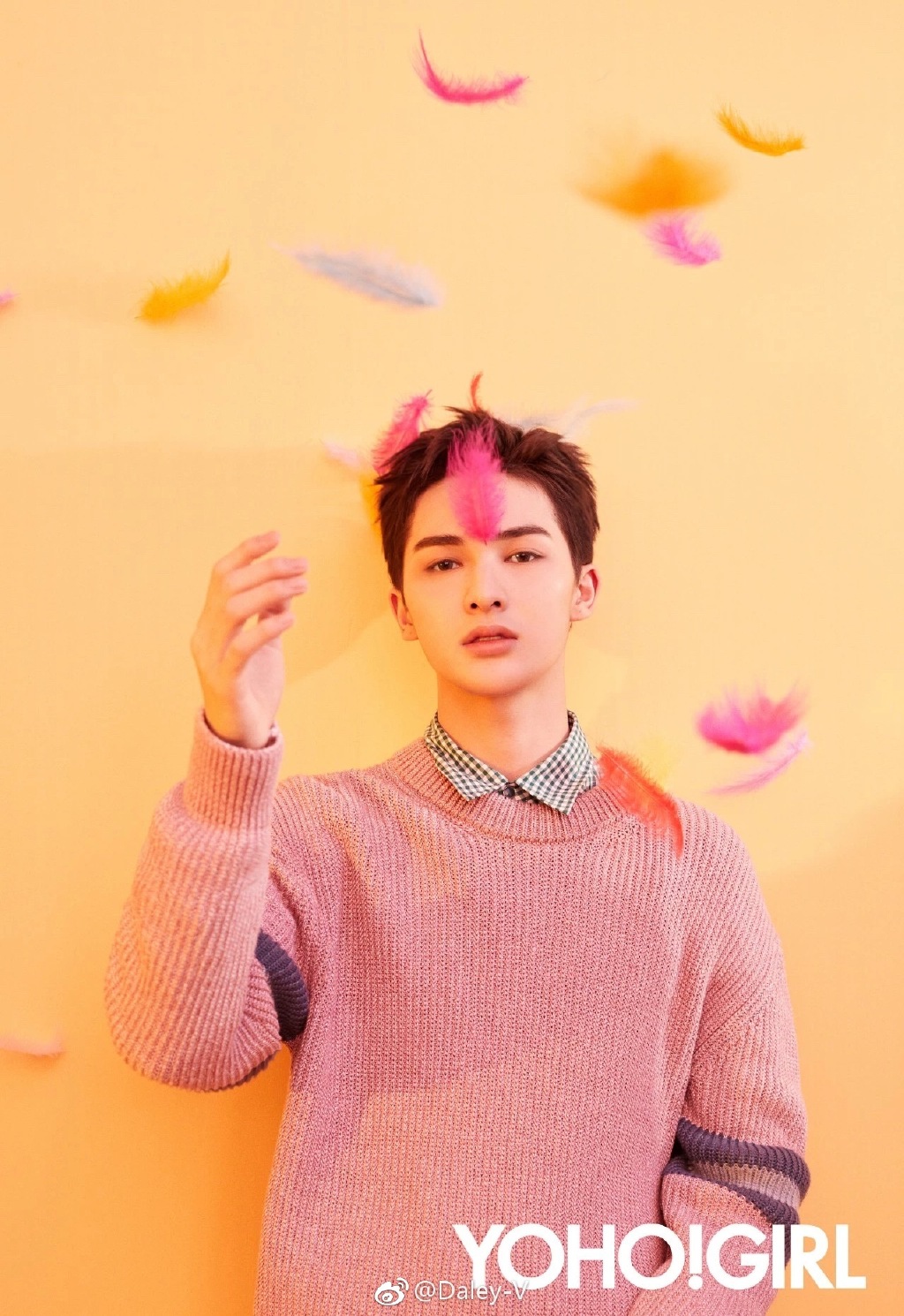 朱正廷 《YOHO!GIRL》有聊NO.18封面壁纸 - 高清图片，堆糖，美图壁纸兴趣社区